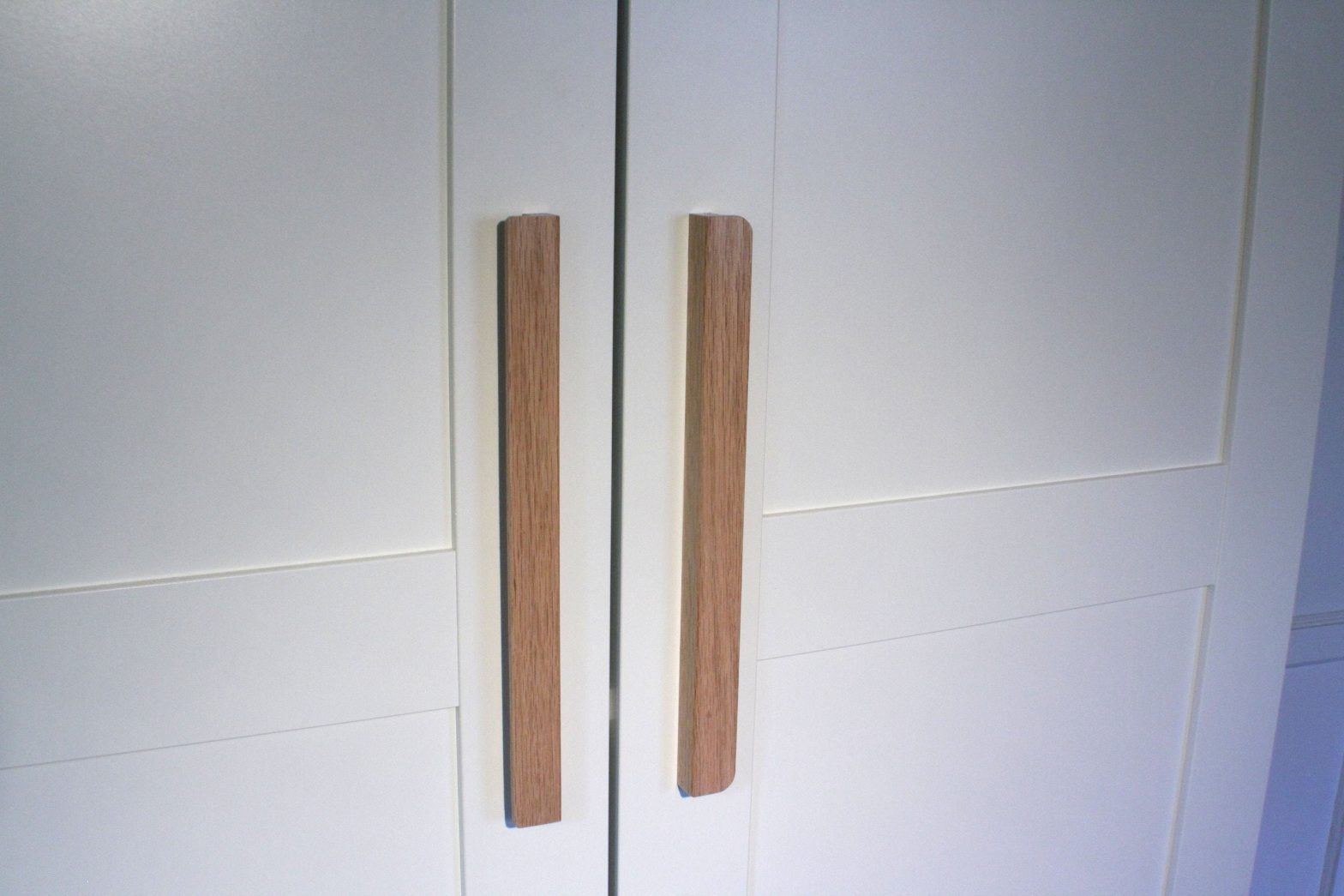 Oversized L-Shaped Oak Drawer Pull, Wooden Wardrobe Handle – Kahoy Crafts